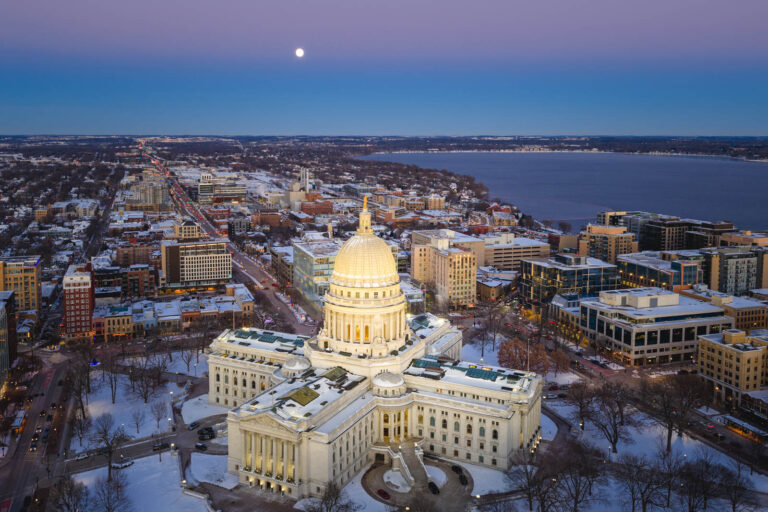 Madison in Winter: A Perfect Winter Weekend Getaway! (Itinerary + Guide ...